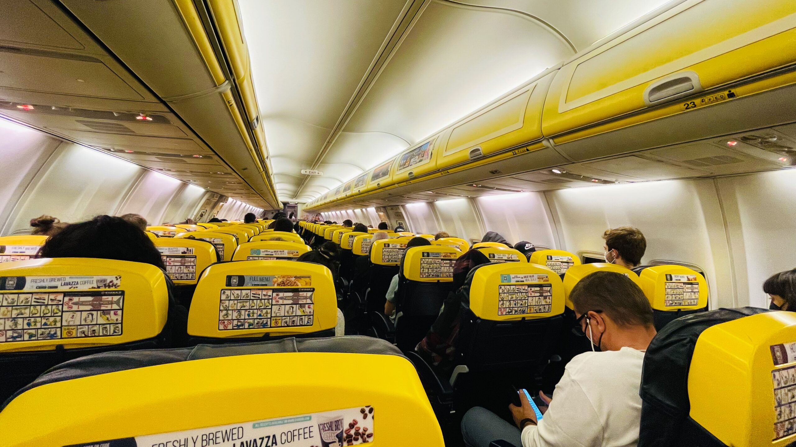 Transiting Berlin – A Note On a Rainy Night